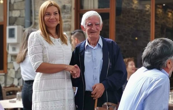 ΣΤΟ ΛΙΒΑΔΙ ΓΙΑ ΤΟ ΔΕΚΑΠΕΝΤΑΥΓΟΥΣΤΟ Η ΣΤΕΛΛΑ ΜΠΙΖΙΟΥ – Ελασσόνα