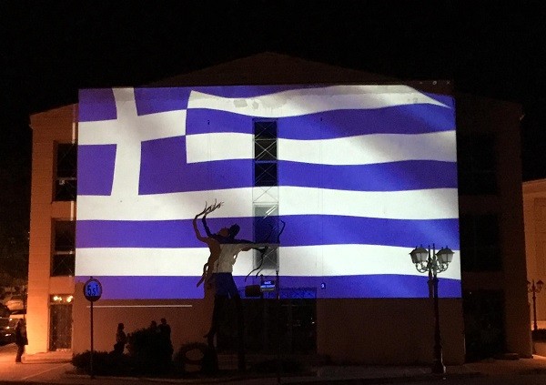 ΕΝΤΥΠΩΣΙΑΚΟ ΘΕΑΜΑ ΣΤΗΝ ΕΛΑΣΣΟΝΑ (ΦΩΤΟ - ΒΙΝΤΕΟ) - Paidis.com