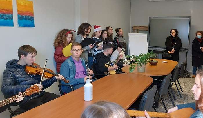 ΚΑΛΑΝΤΑ ΣΤΗΝ ΠΔΕ ΘΕΣΣΑΛΙΑΣ ΑΠΟ ΜΑΘΗΤΕΣ/ΤΡΙΕΣ ΤΟΥ 3ου Δ.Σ ΚΑΙ ΤΟΥ ...