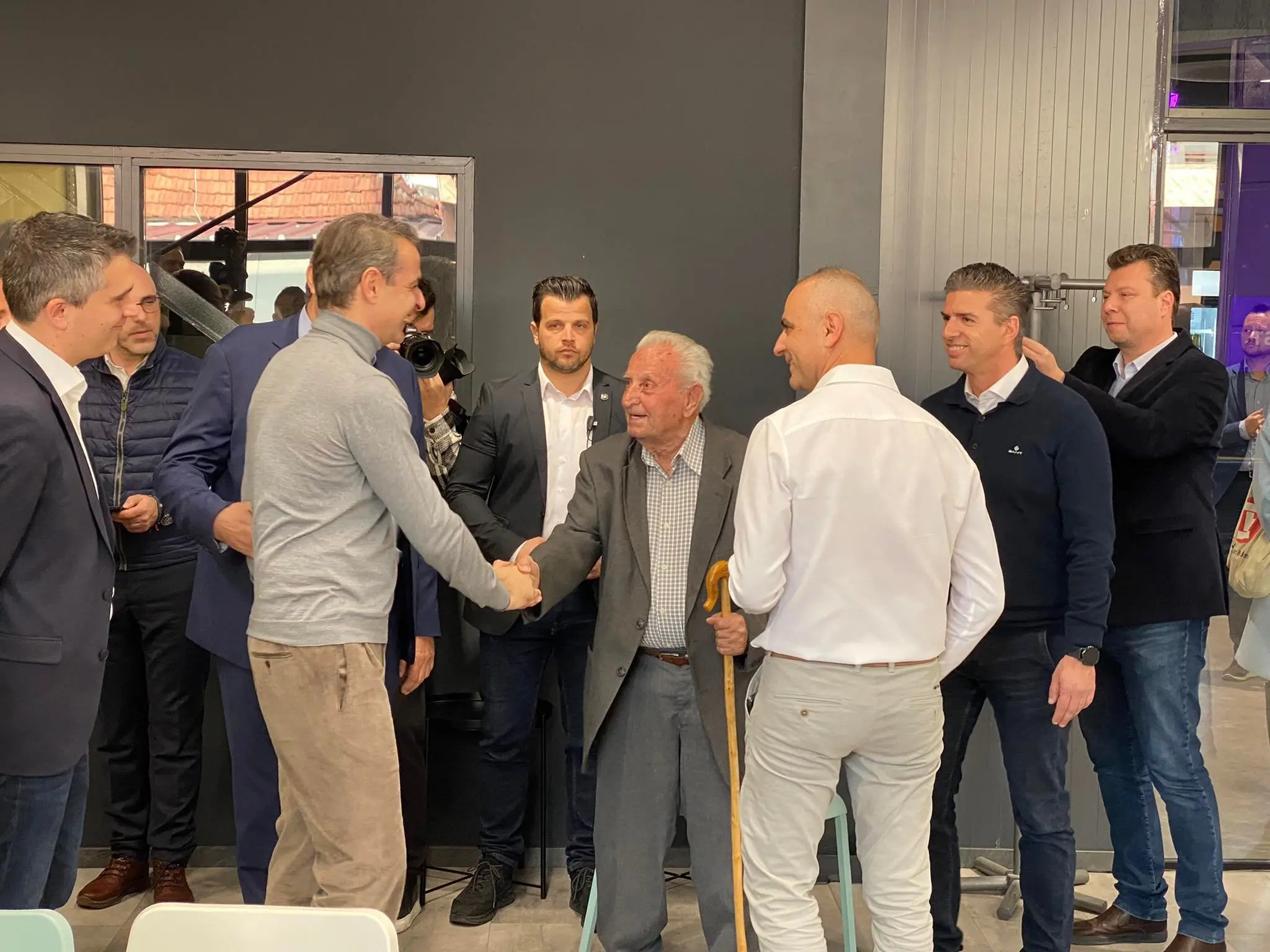 ΣΤΟ ΚΕΝΤΡΟ ΚΑΙΝΟΤΟΜΙΑΣ «JOIST» Ο ΠΡΩΘΥΠΟΥΡΓΟΣ - LarisaNew