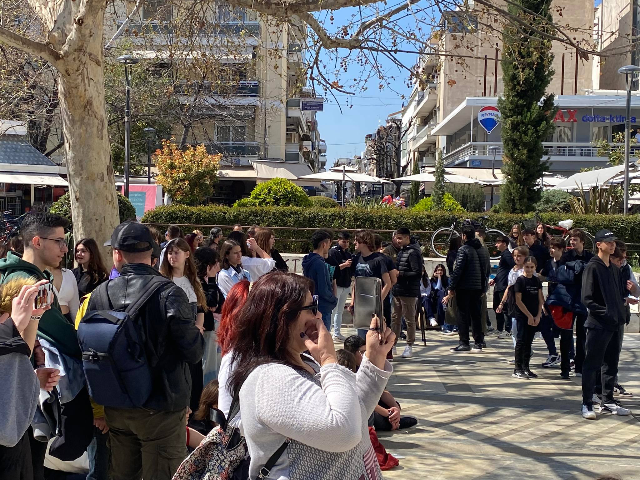 ΜΕΓΑΛΗ ΣΥΝΑΥΛΙΑ ΟΡΓΗΣ ΓΙΑ ΤΟ ΕΓΚΛΗΜΑ ΤΩΝ ΤΕΜΠΩΝ ΣΤΗ ΛΑΡΙΣΑ - LarisaNew