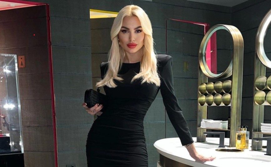 ΑΛΛΗΘΩΡΙΣΕ ΜΕΧΡΙ ΚΙ Ο ΡΕΜΟΣ: Η ΑΛΕΞΑΝΔΡΑ ΠΑΝΑΓΙΩΤΑΡΟΥ “ΕΣΚΑΣΕ” ΕΤΣΙ ΣΤΑ ...